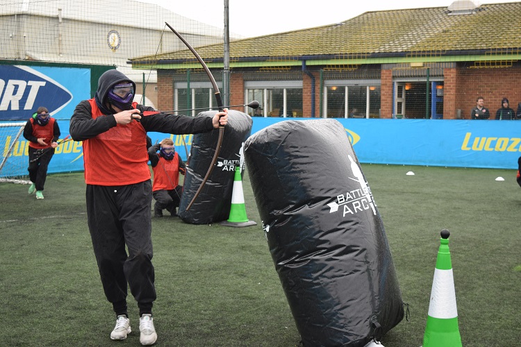 Archery Combat - Electric Shock Football